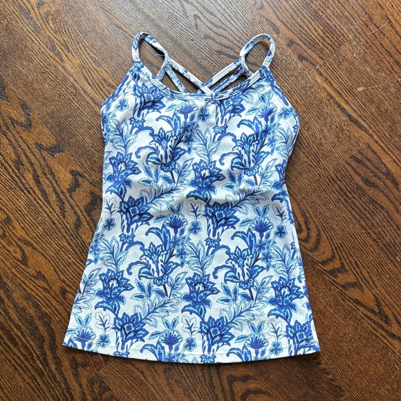 Kira | Tops | Kira Grace Small Workout Top Shelf Bra Blue Floral | Poshmark
